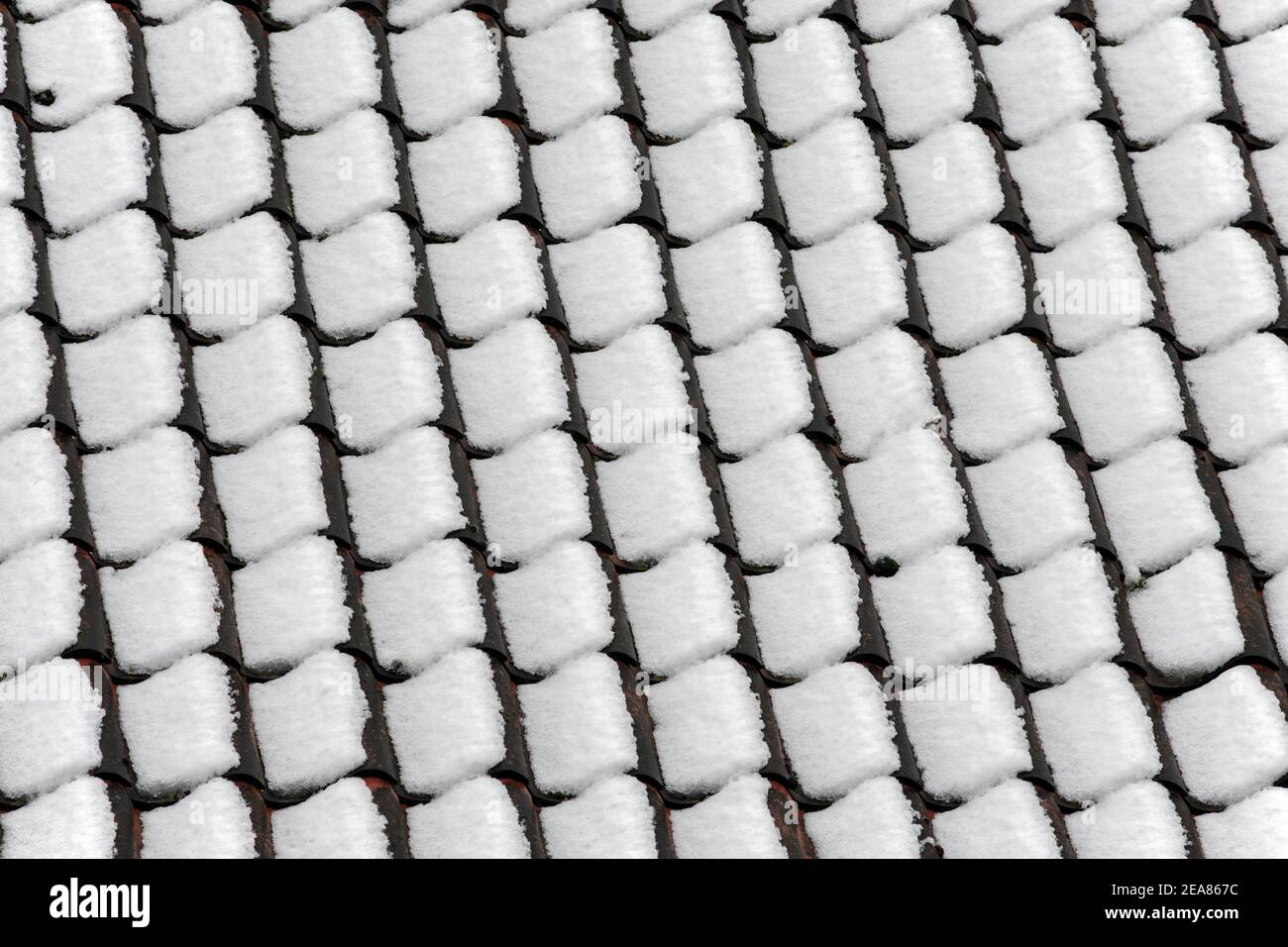 Roof tiles pattern hi-res stock photography and images - Alamy