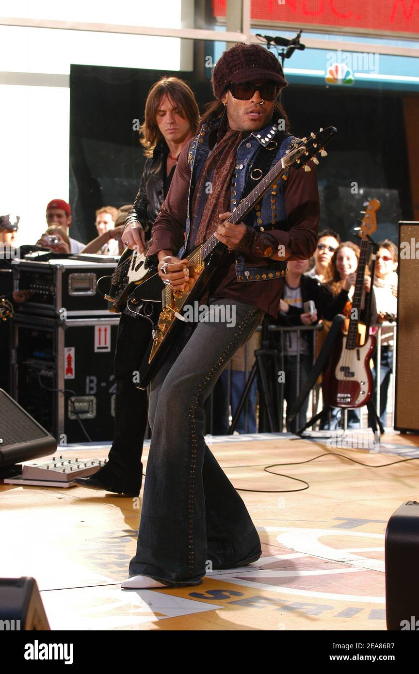 Singer Lenny Kravitz performs live on the Today Show, at Rockefeller ...