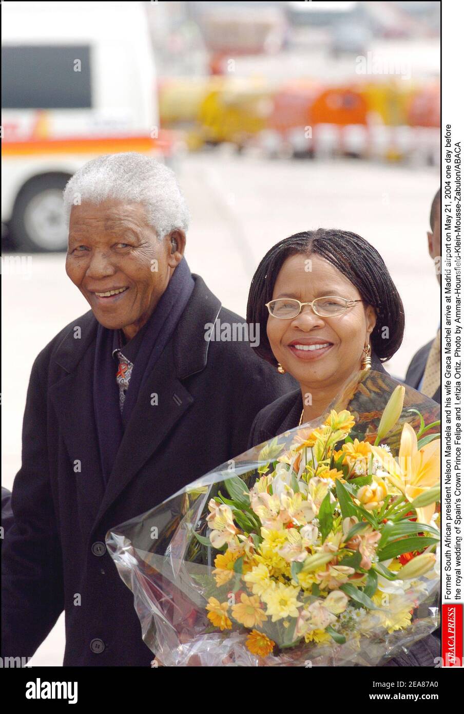 Graca machel mandela wedding hi-res stock photography and images - Alamy