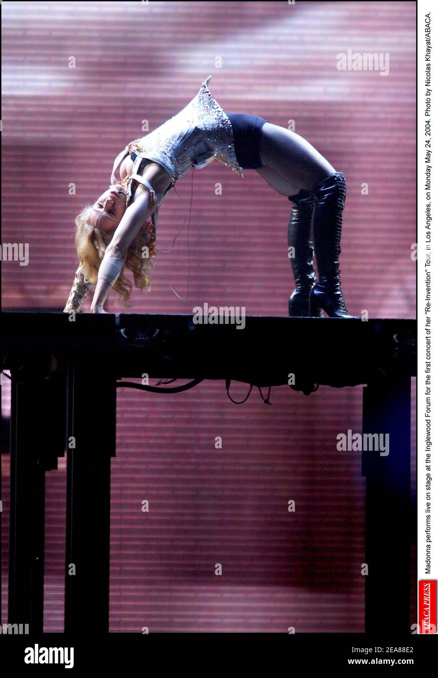 Madonna tour 2004 hi-res stock photography and images - Alamy