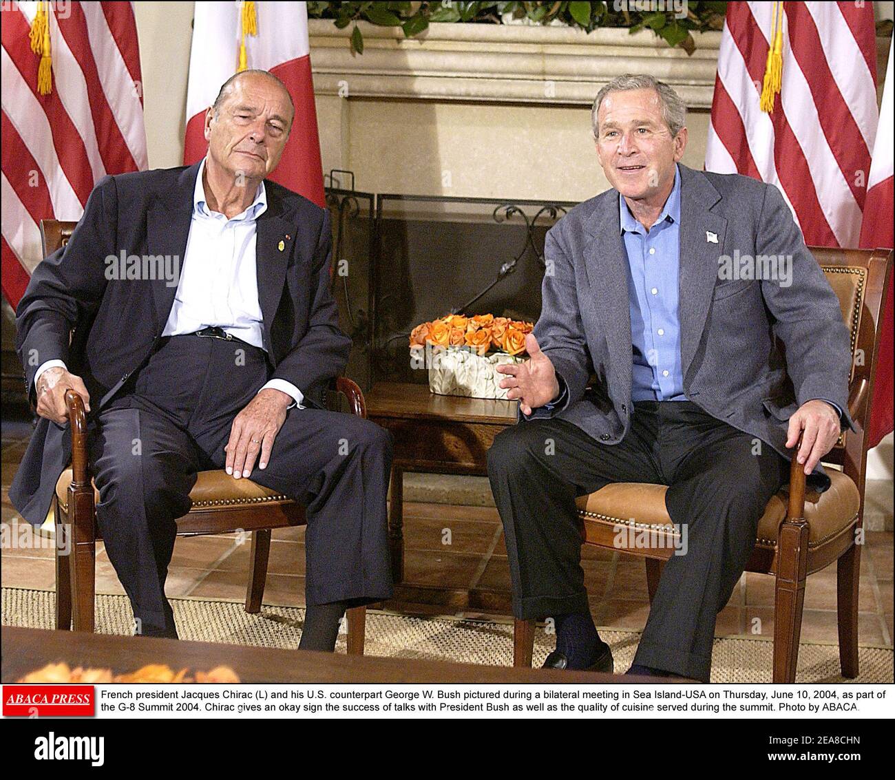 French president Jacques Chirac (L) and his U.S. counterpart George W ...