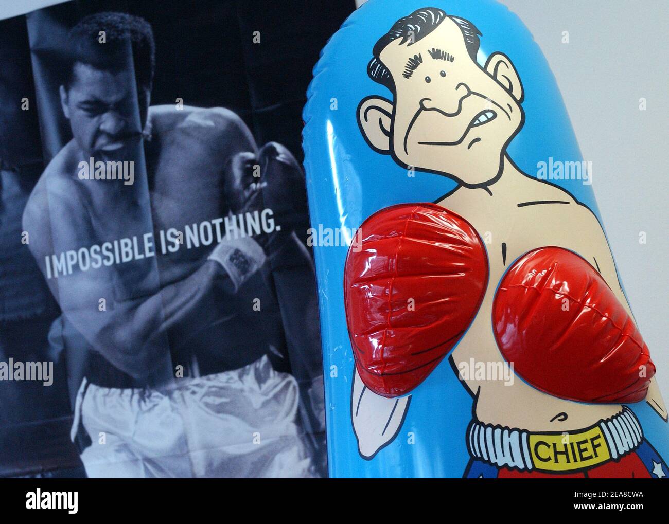 Caricature george bush hi-res stock photography and images - Alamy