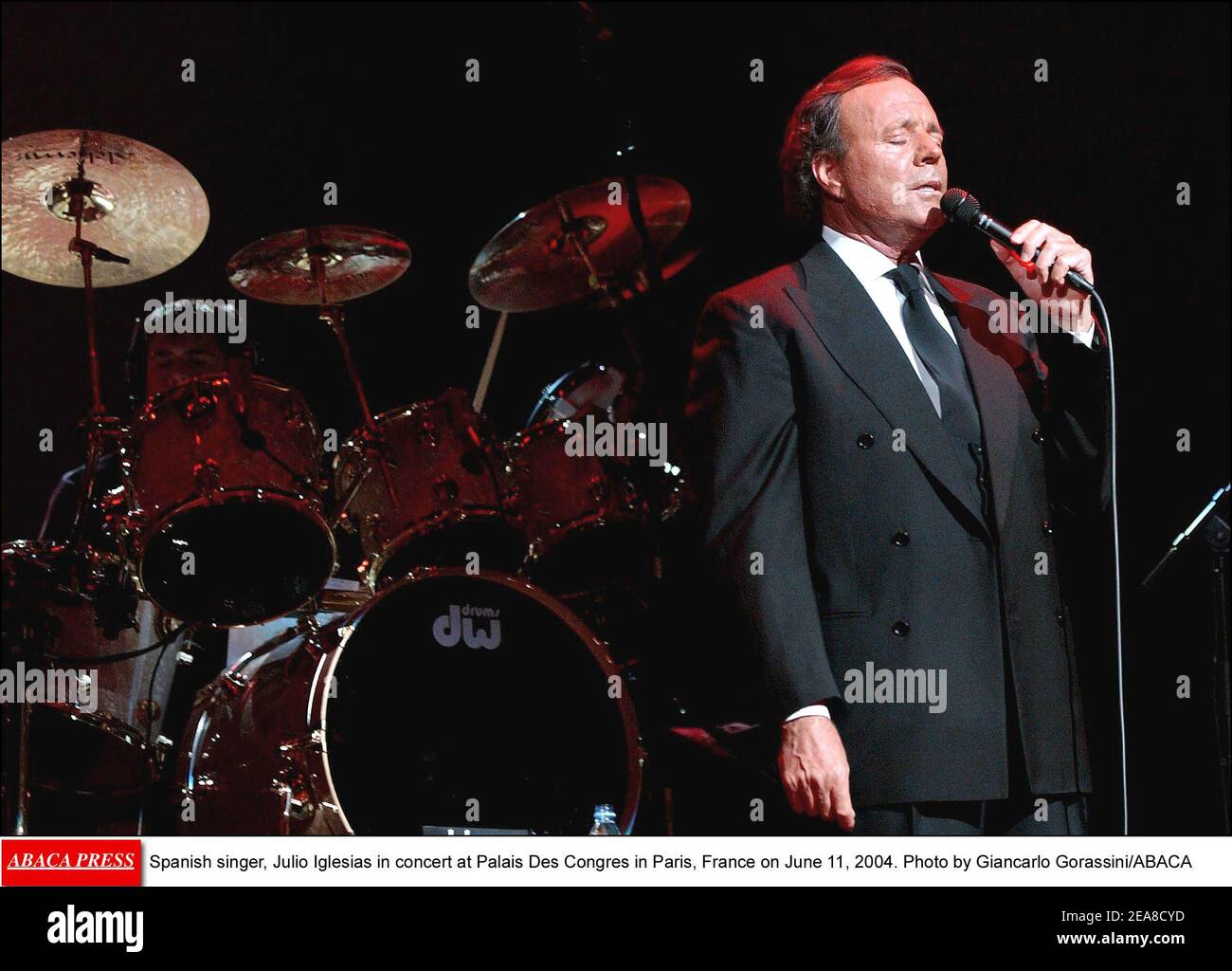 Julio iglesias spanish singer hi-res stock photography and images - Alamy