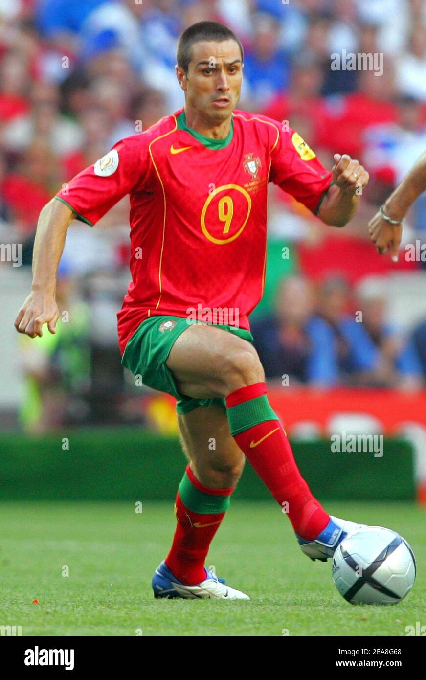 Pauleta portugal hi-res stock photography and images - Alamy