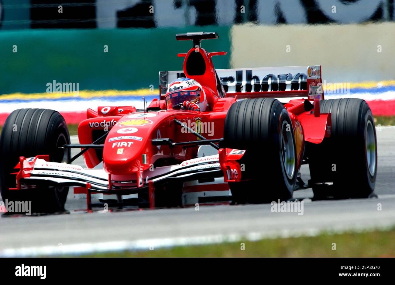 Formula 1 ferrari 2005 hi-res stock photography and images - Alamy