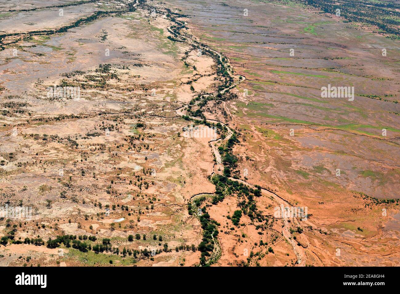Dry river bed aerial hi-res stock photography and images - Alamy