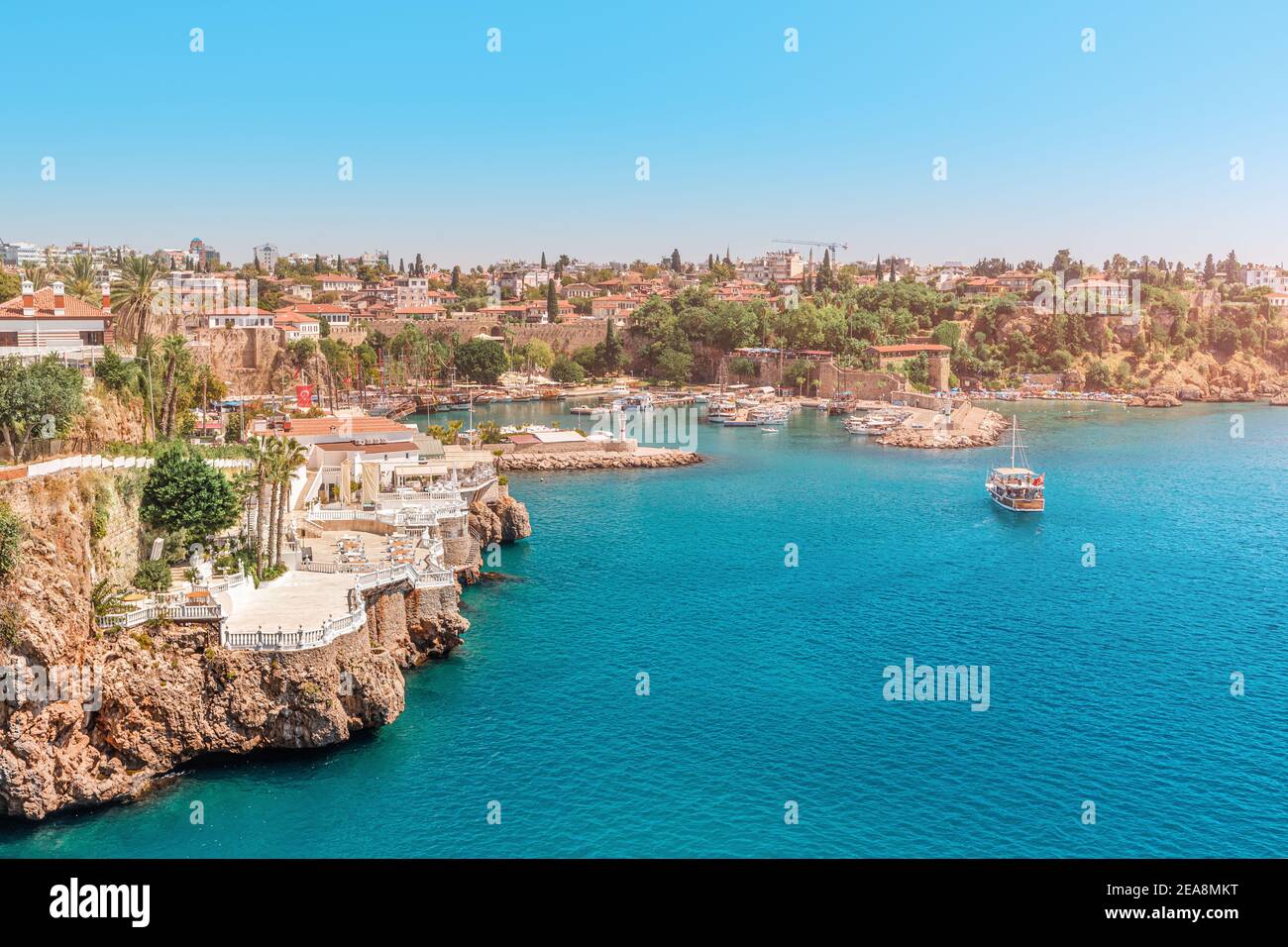 Idyllic landscape view of the old city of Antalya and the Bay with the ...