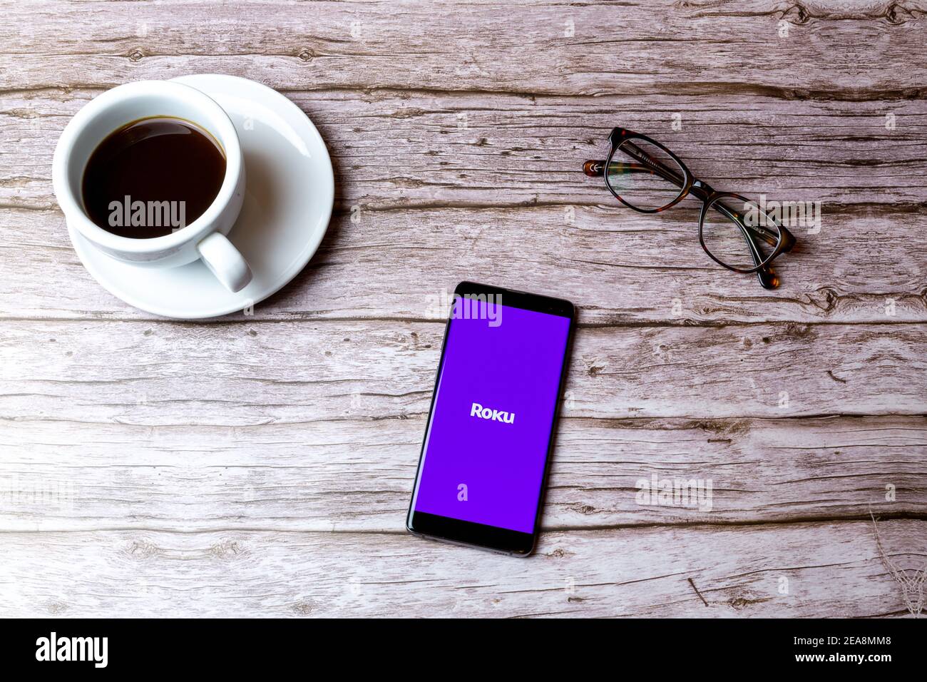 Roku tv hi-res stock photography and images - Alamy