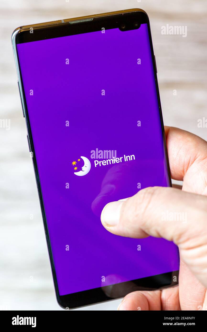 Premier inn booking hi-res stock photography and images - Alamy