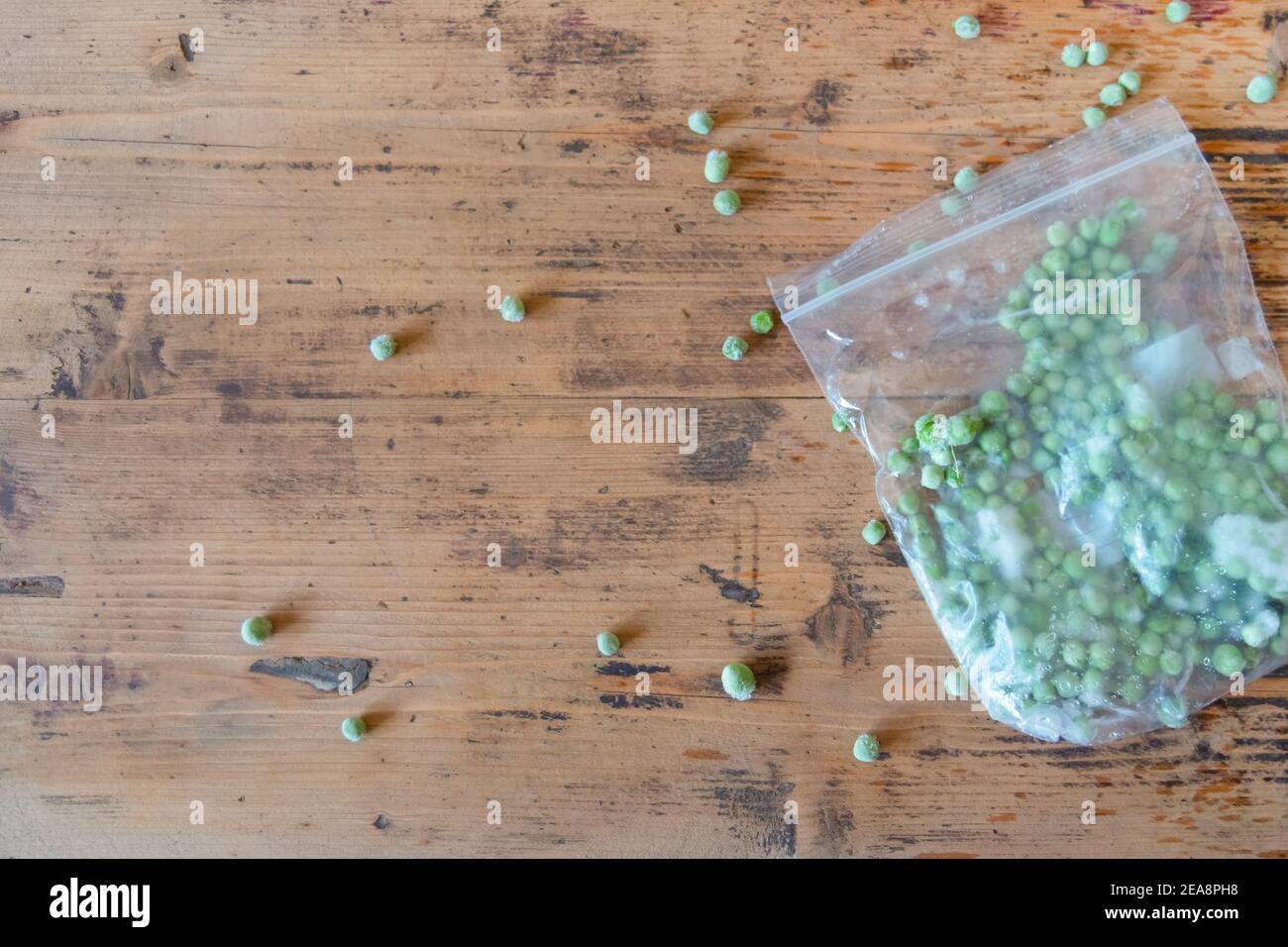 Frozen peas bag hi-res stock photography and images - Alamy