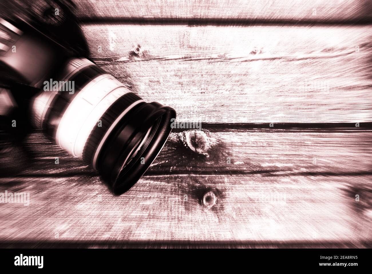 Vintage movie camera table hi-res stock photography and images - Alamy