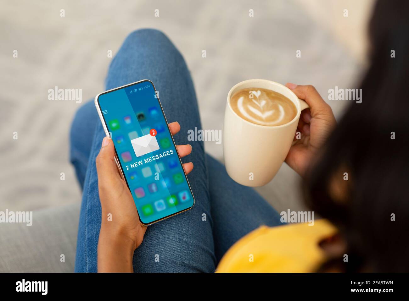 Lady messages hi-res stock photography and images - Alamy