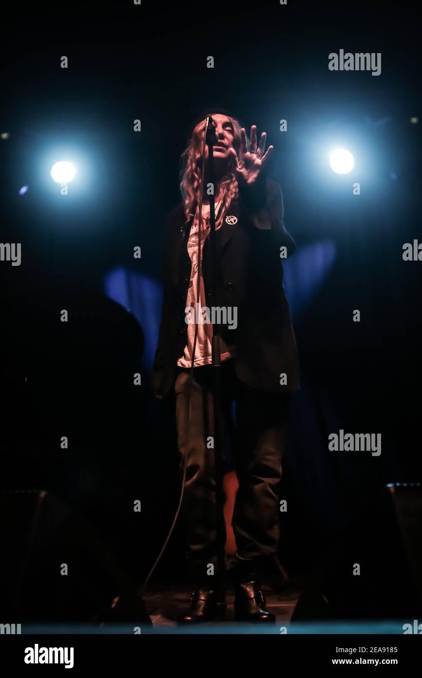 Patti smith stage hi-res stock photography and images - Alamy