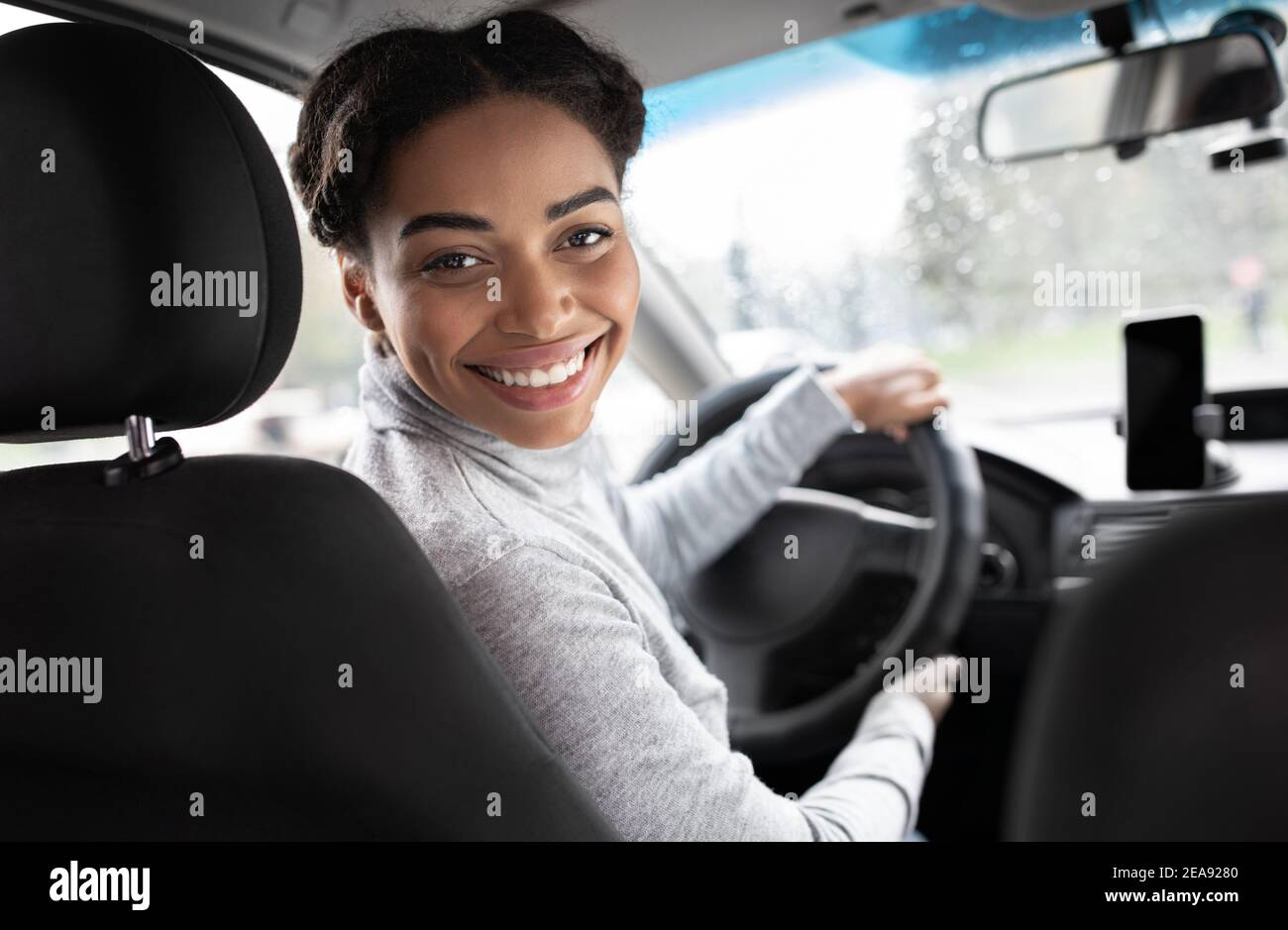 Business woman turns camera hi-res stock photography and images - Alamy