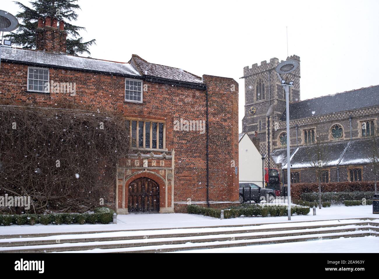 Queen elizabeth school barnet hi-res stock photography and images - Alamy