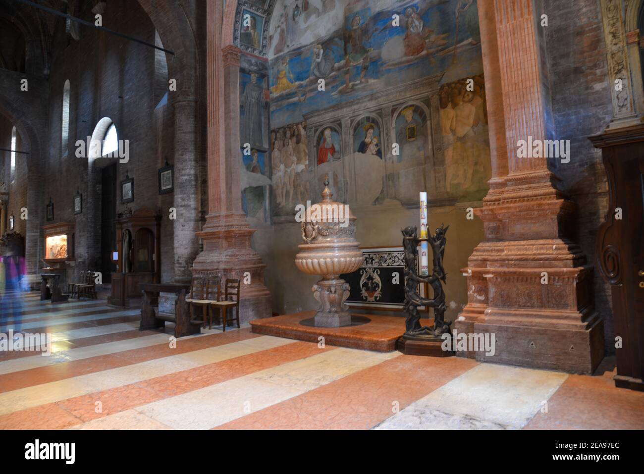 interior of famous Duomo in Modena, italy Stock Photo - Alamy