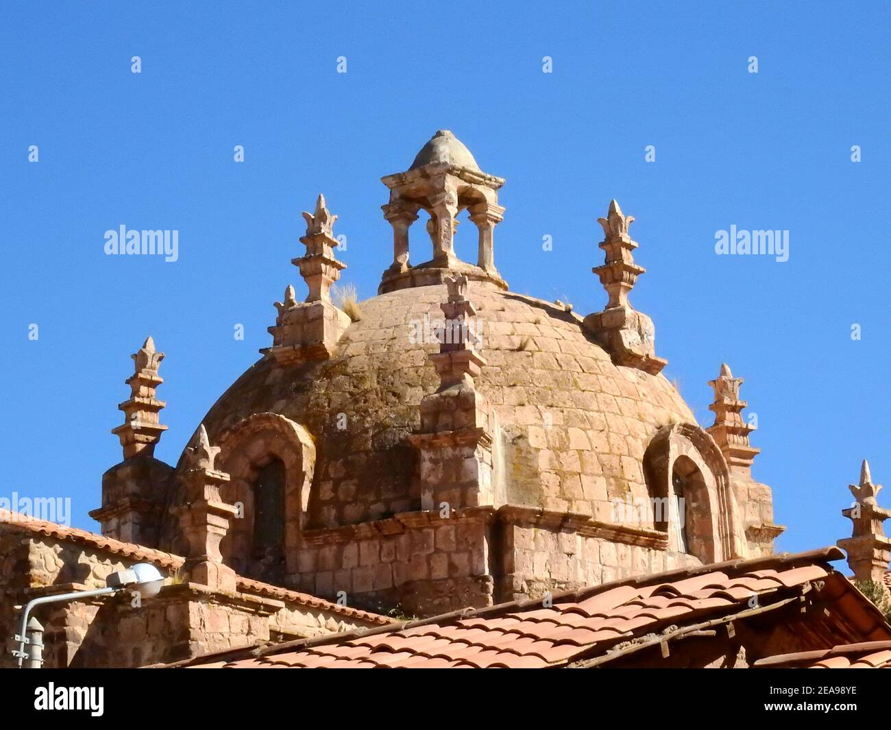 Low angle shot of a building in Cusco, Peru Stock Photo - Alamy