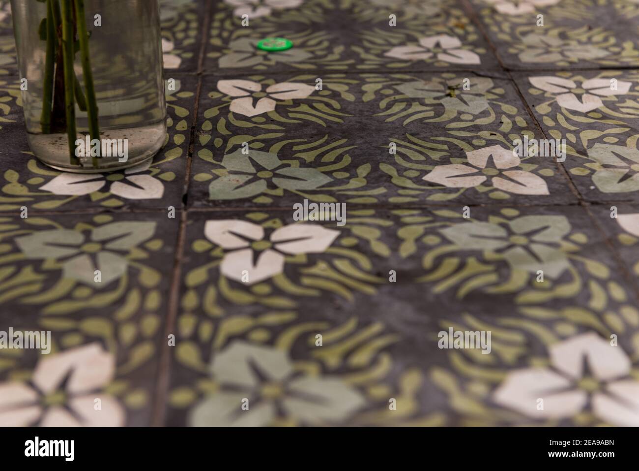 vintage tabletop, retro, tile, pattern Stock Photo - Alamy
