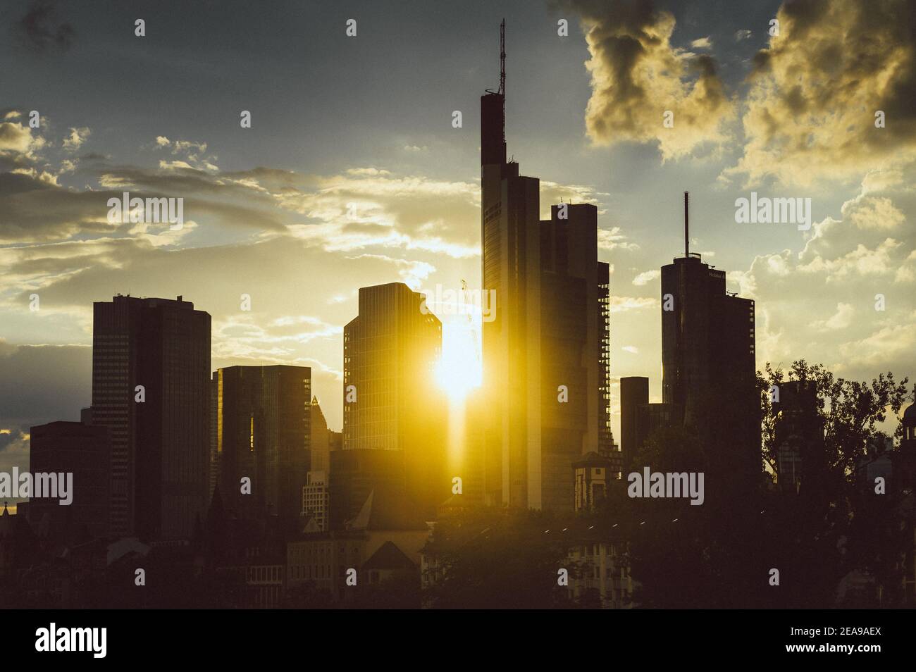 Frankfurt skyline at sunset Stock Photo - Alamy