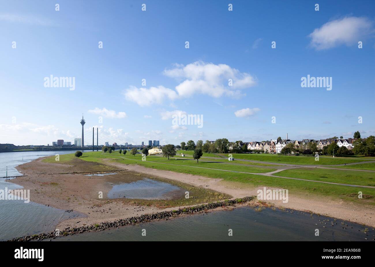 Duesseldorf oberkassel hi-res stock photography and images - Alamy
