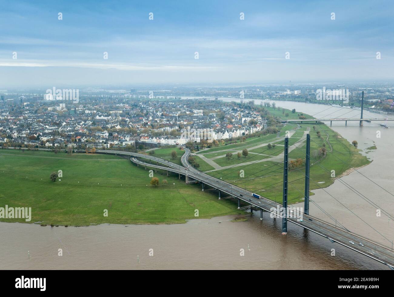 Duesseldorf oberkassel hi-res stock photography and images - Alamy