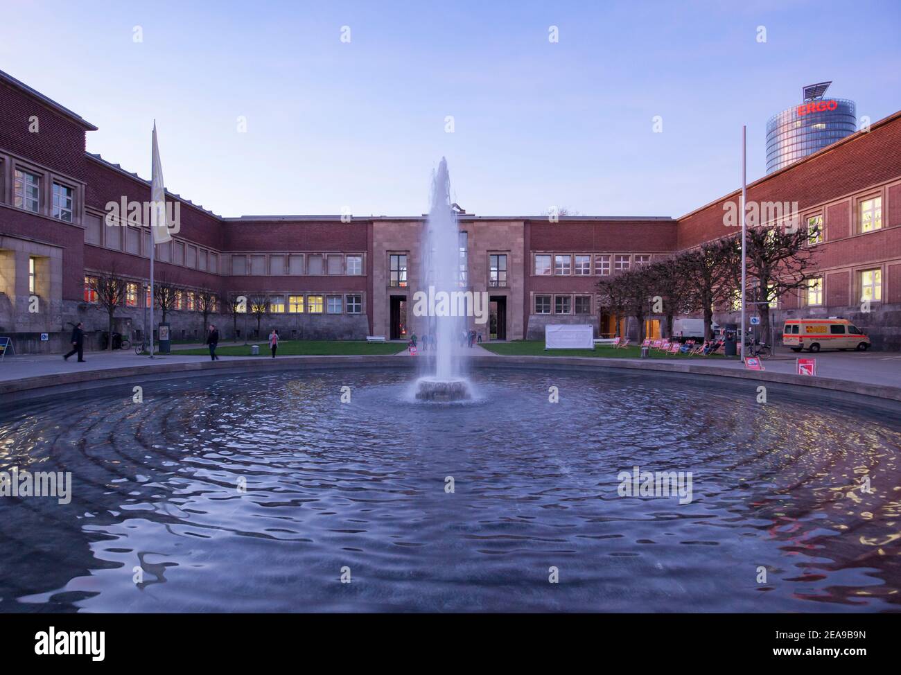 Ehrenhof duesseldorf hi-res stock photography and images - Alamy