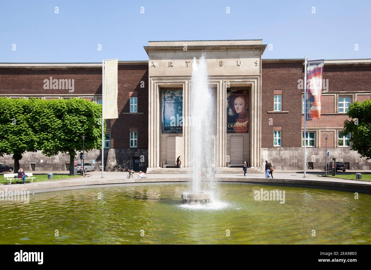Ehrenhof duesseldorf hi-res stock photography and images - Alamy