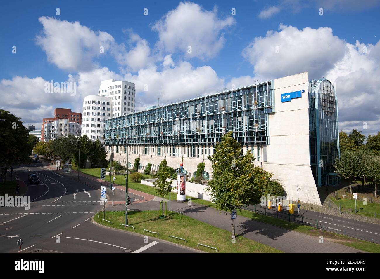 Broadcasting center hi-res stock photography and images - Alamy