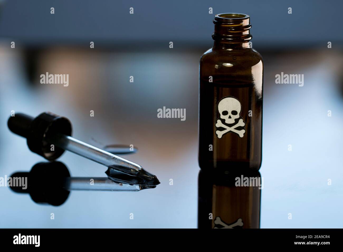 Bottle of poison skull and cross bones. Deadly toxic poison bottle ...