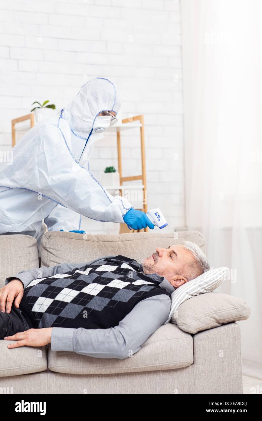 Old man sick hi-res stock photography and images - Alamy