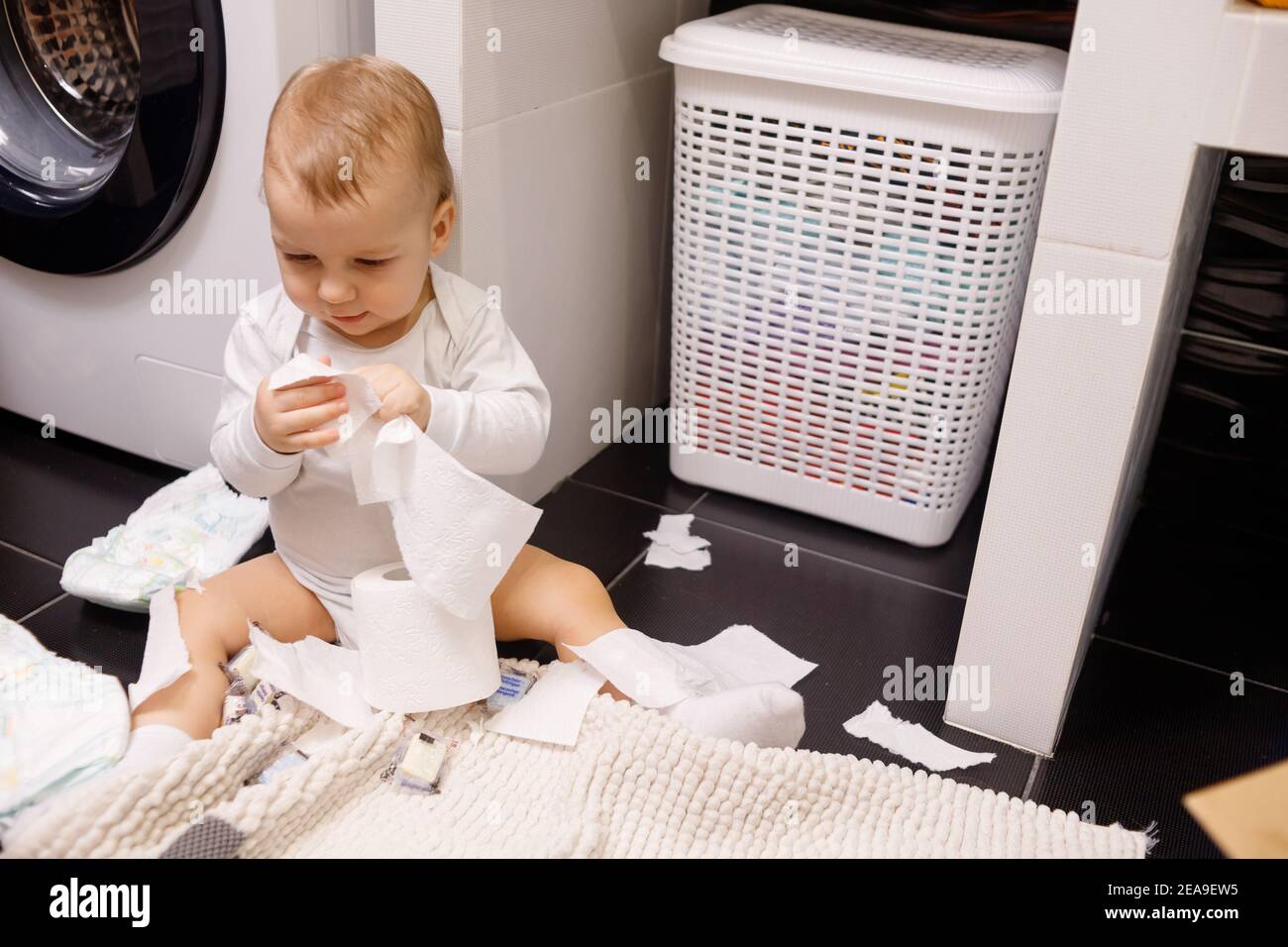 Diarrhea child hi-res stock photography and images - Alamy