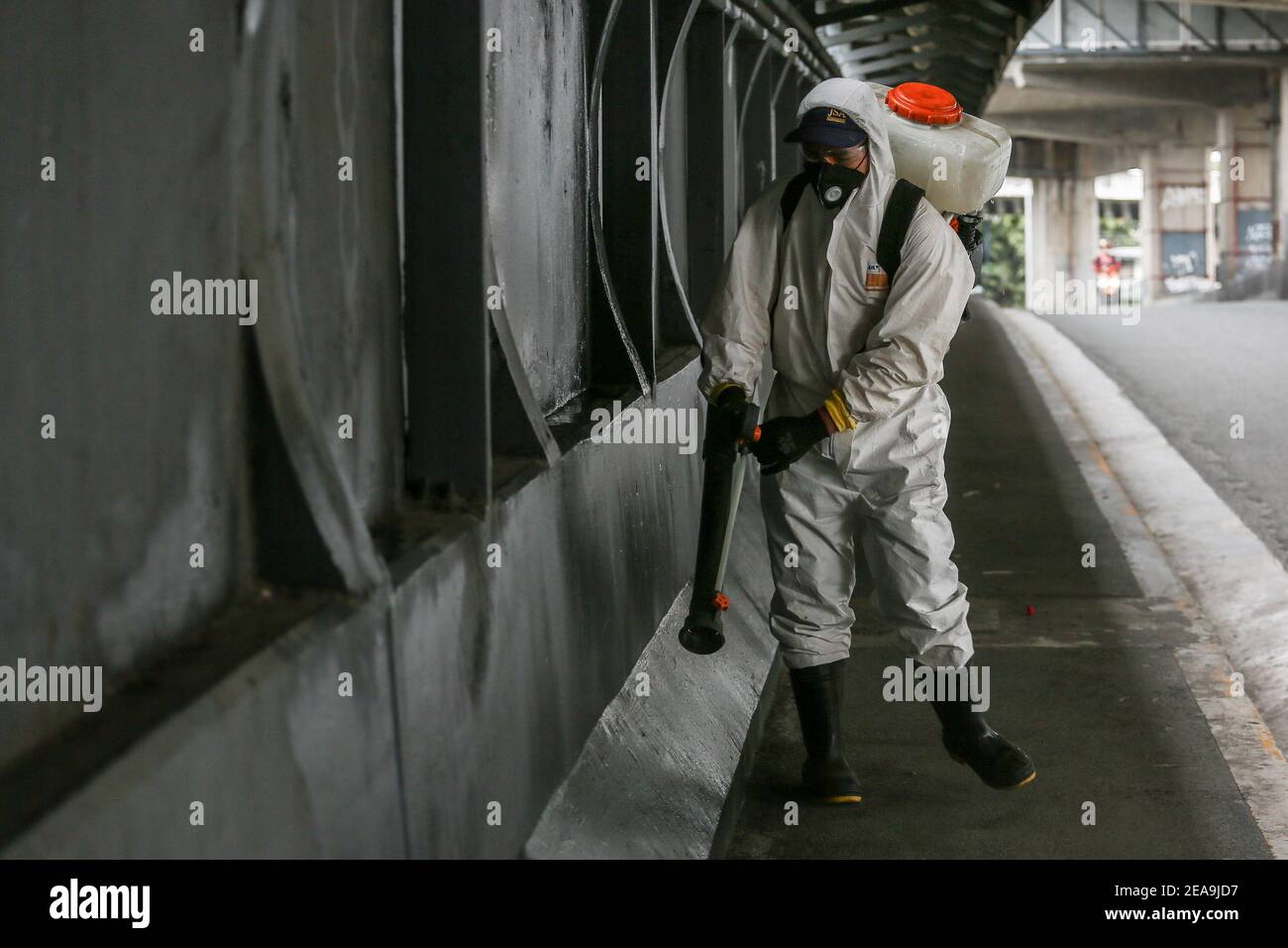 Enhanced community quarantine hi-res stock photography and images - Alamy
