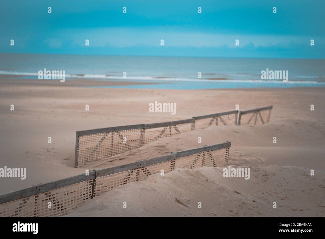 Shot fence on beach hi-res stock photography and images - Alamy