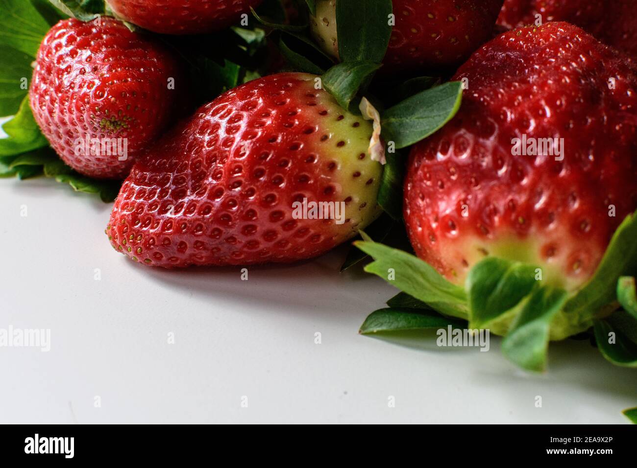 Bunch of bright red hi-res stock photography and images - Alamy