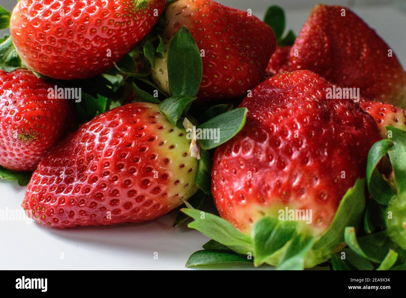 Bunch of bright red fruits hi-res stock photography and images - Alamy