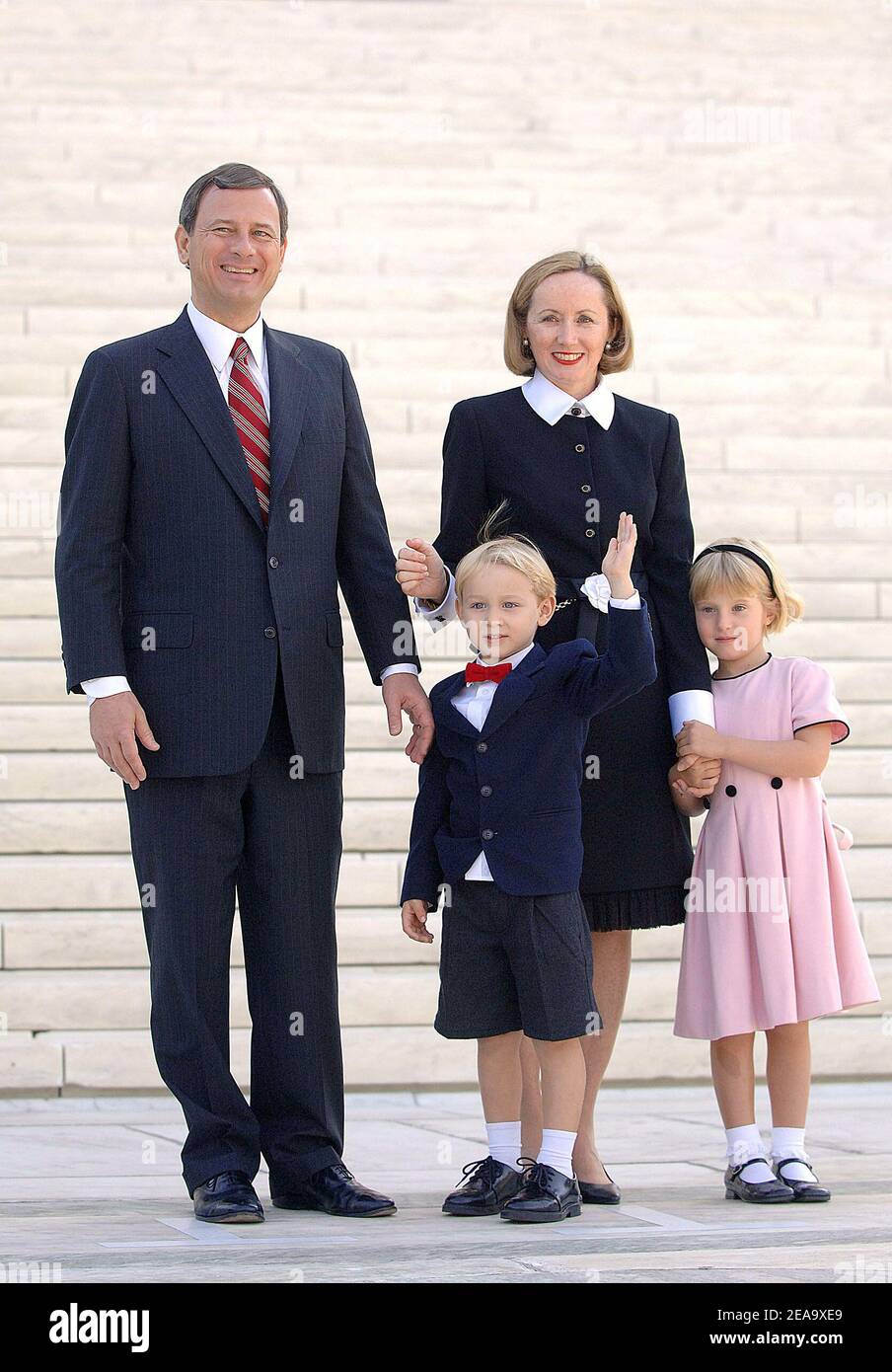 Chief Justice John Roberts and his family poses in front of the Supreme ...