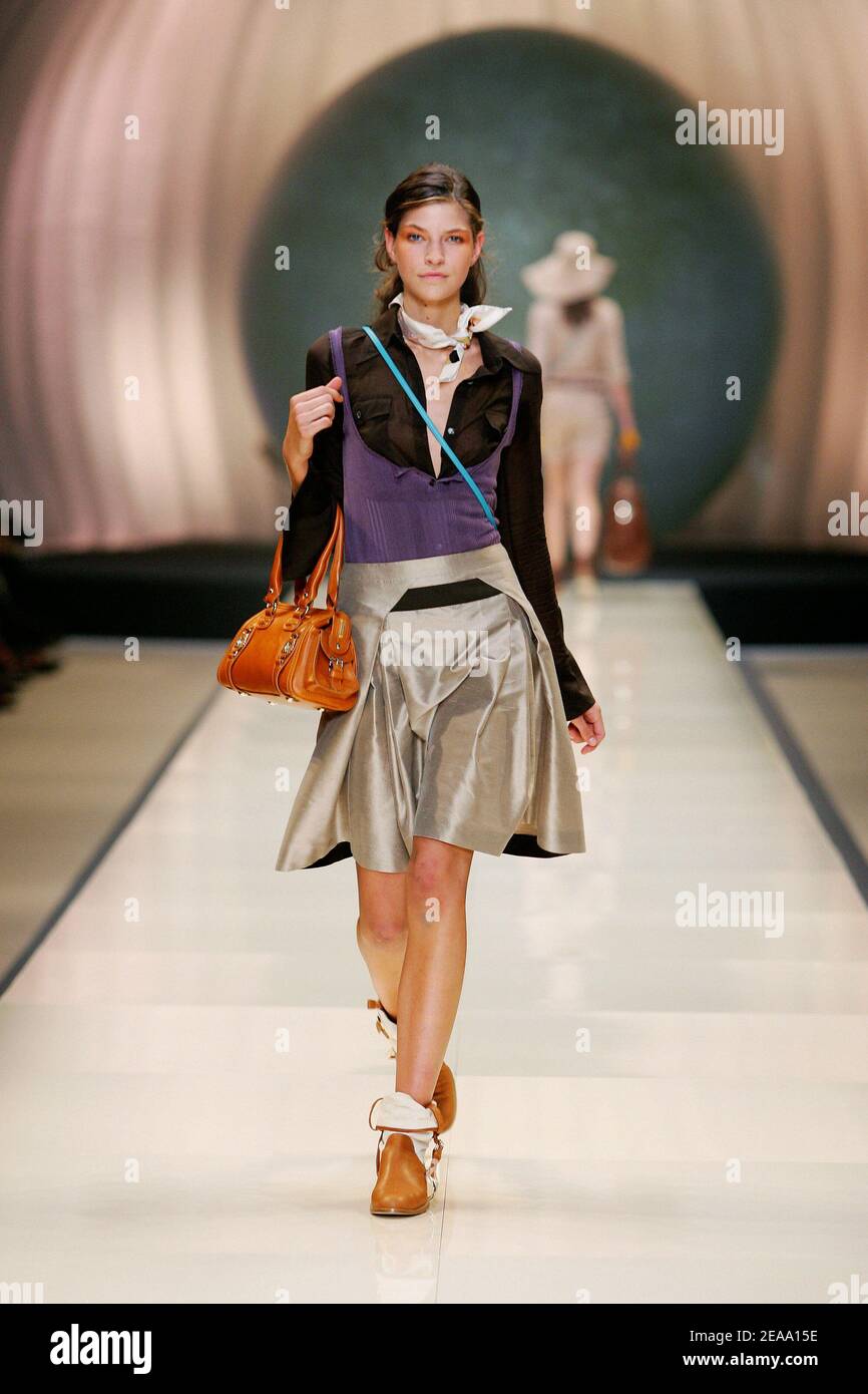 Celine paris catwalk 2006 hi-res stock photography and images - Alamy