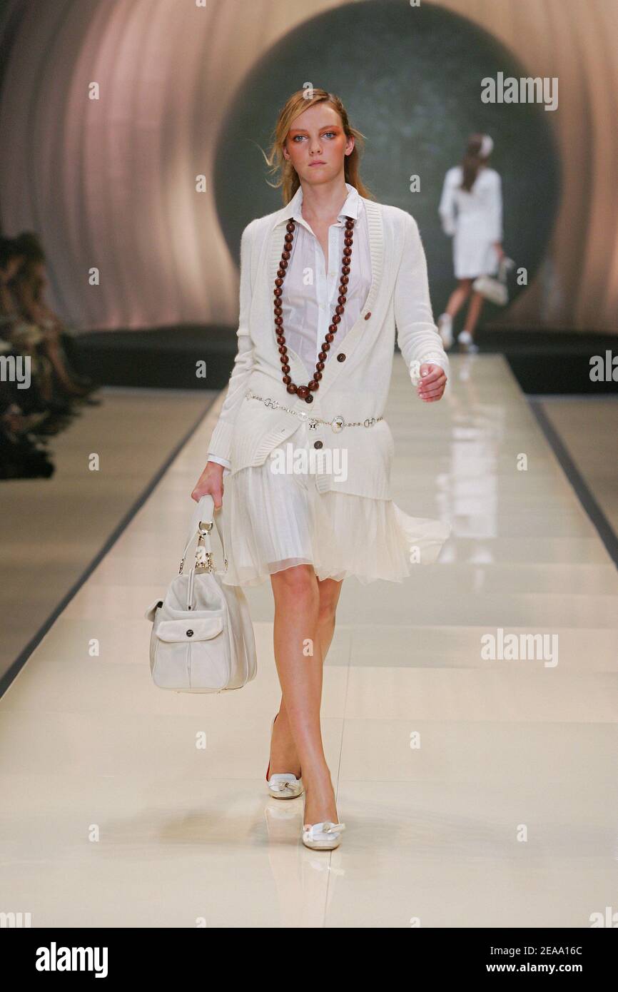 Celine paris catwalk 2006 hi-res stock photography and images - Alamy