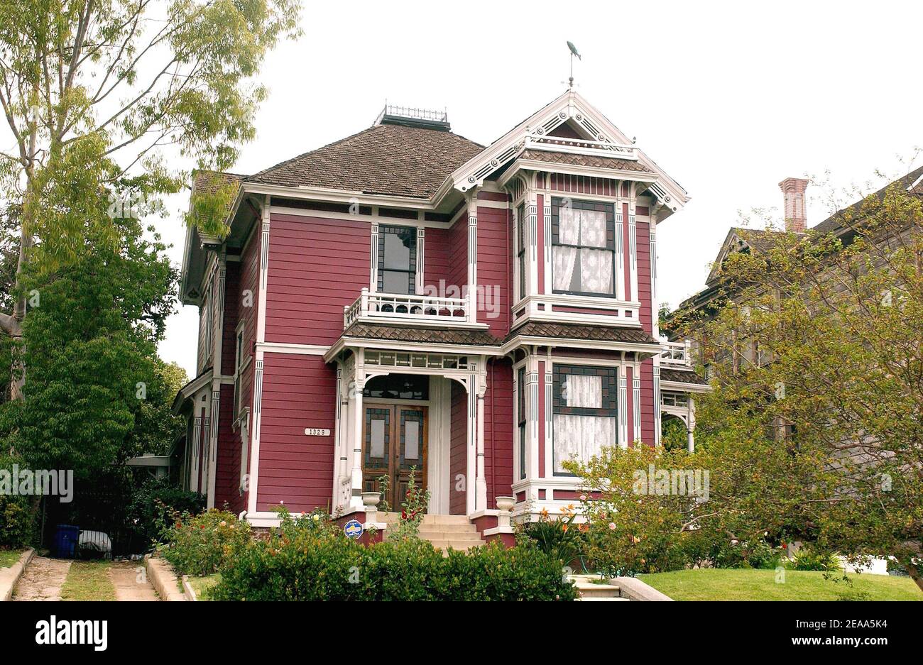 Picture of the actual Victorian house used as the Halliwell family home ...