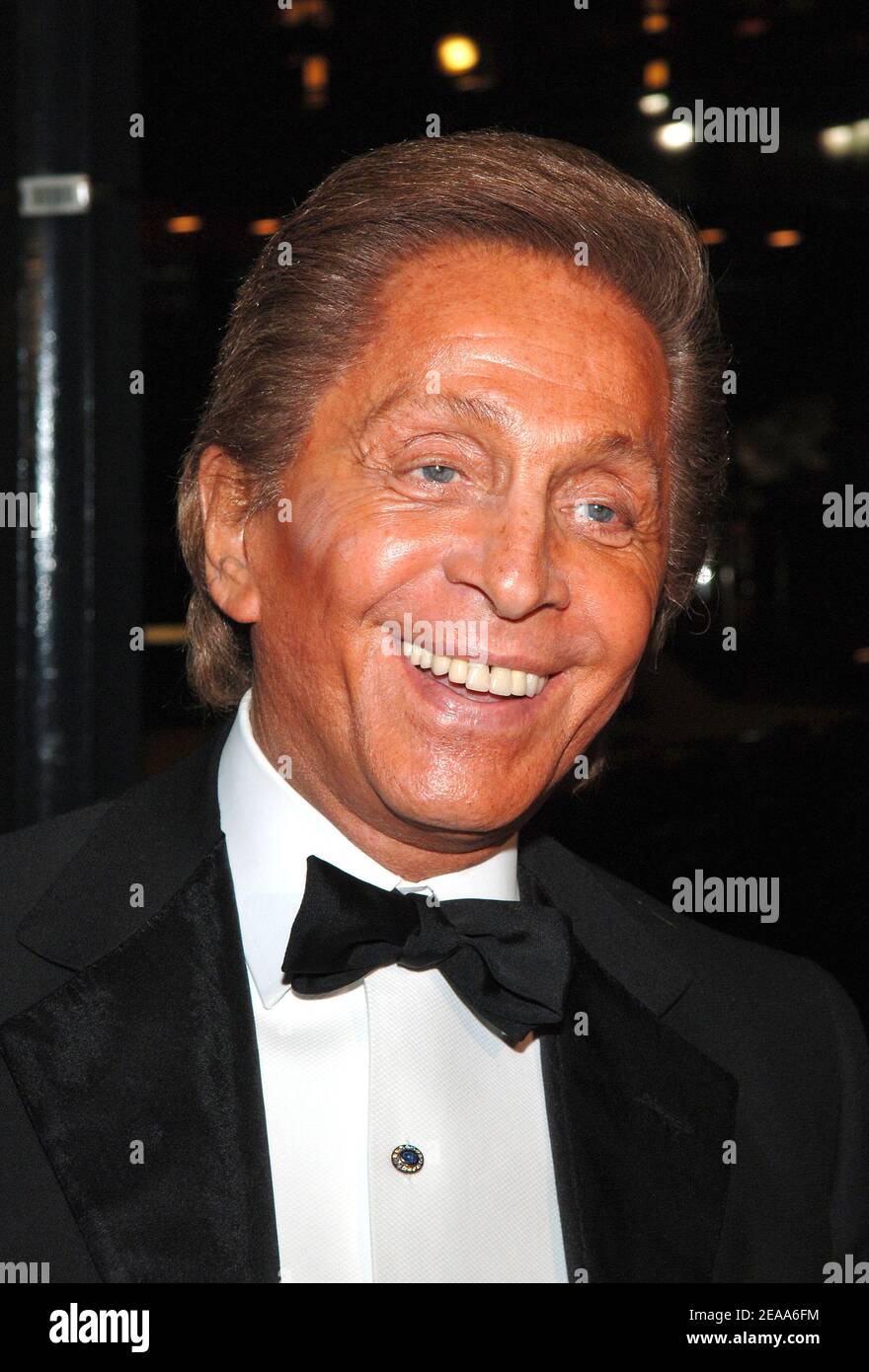 "Fashion designer Valentino arrives at the 22nd Annual Night of Stars ...