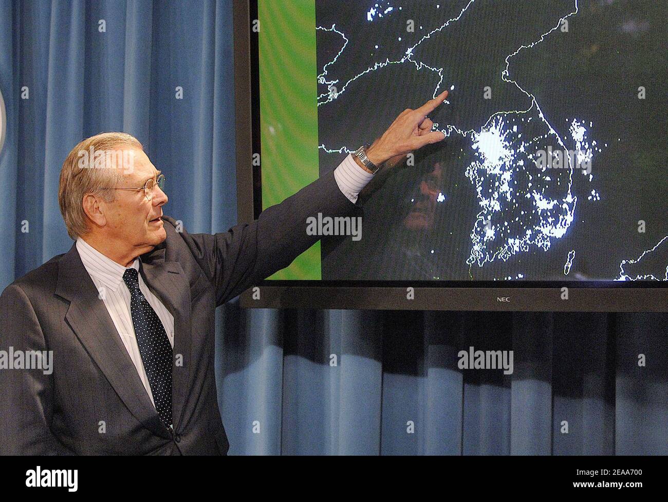 2005 north korea map hi-res stock photography and images - Alamy