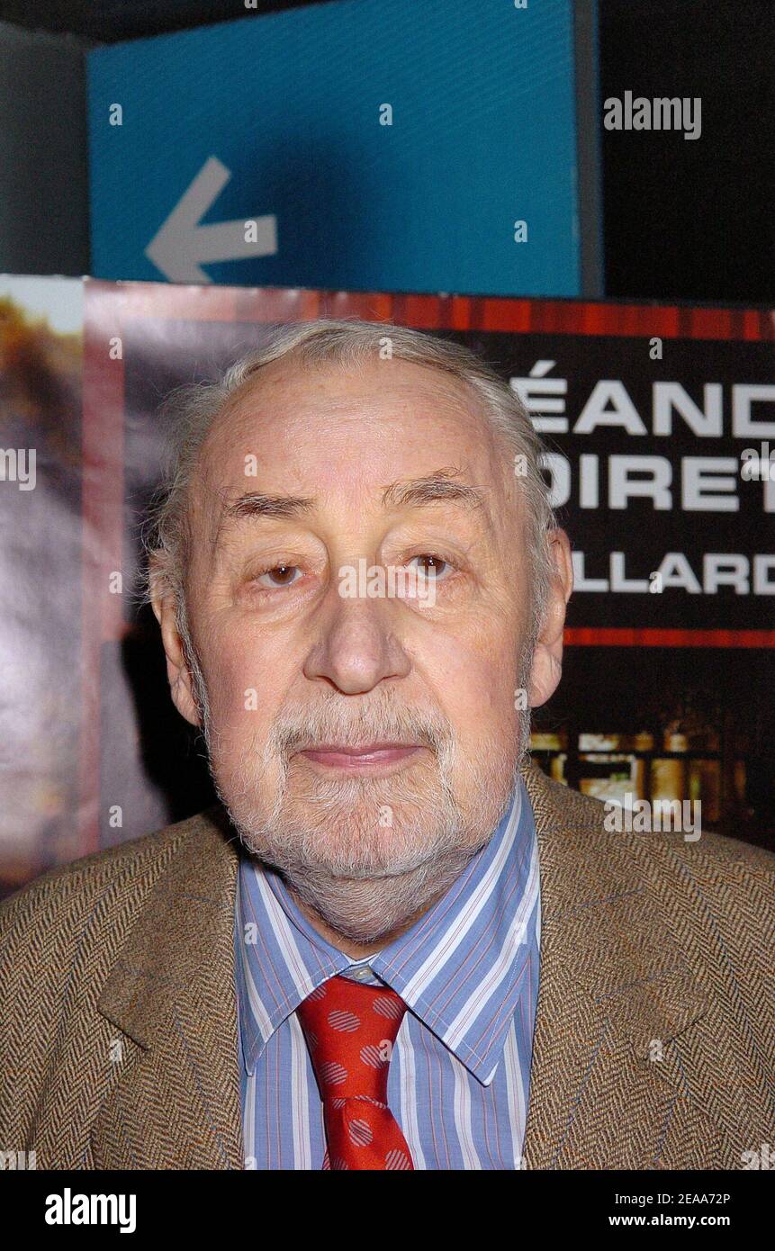 French actor Philippe Noiret attends the premiere of the film 'Edy ...