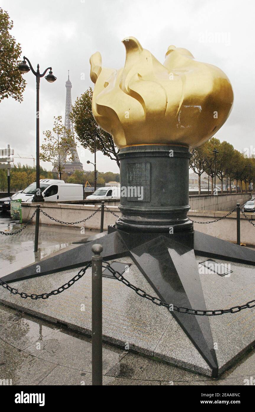 Princess diana alma tunnel hi-res stock photography and images - Alamy