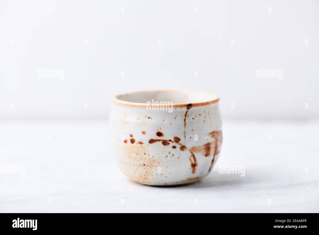 Traditional japanese ceramic hi-res stock photography and images - Alamy
