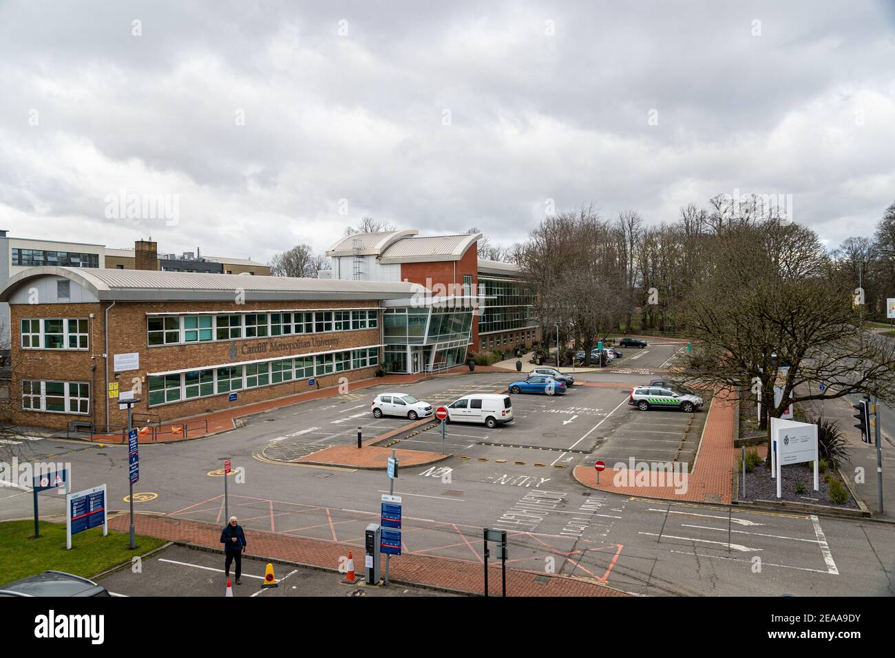 Students study at home hi-res stock photography and images - Alamy