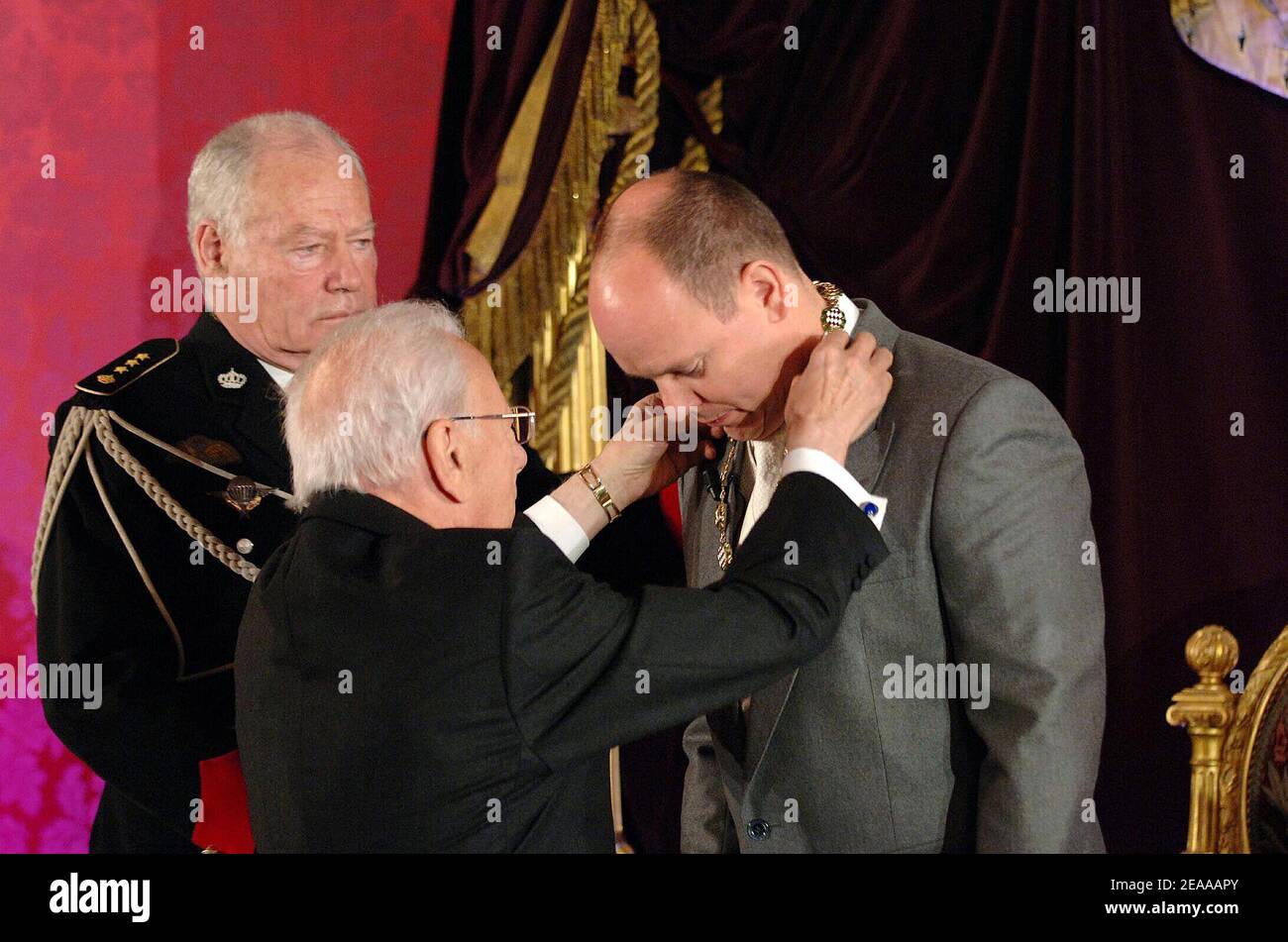Prince Albert of Monaco is invested as ruler of Monaco in Monte Carlo ...