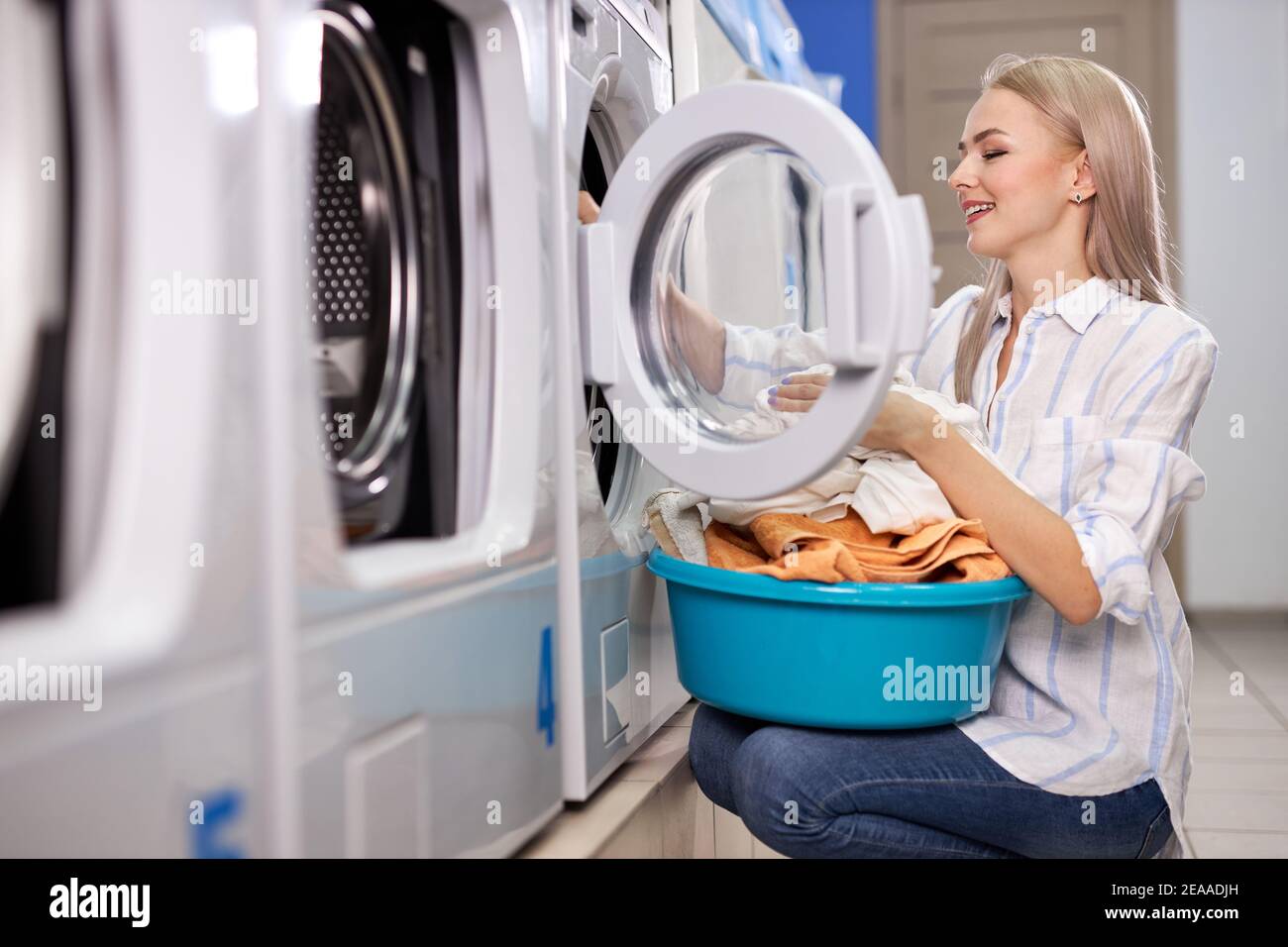 Cleaining hi-res stock photography and images - Alamy