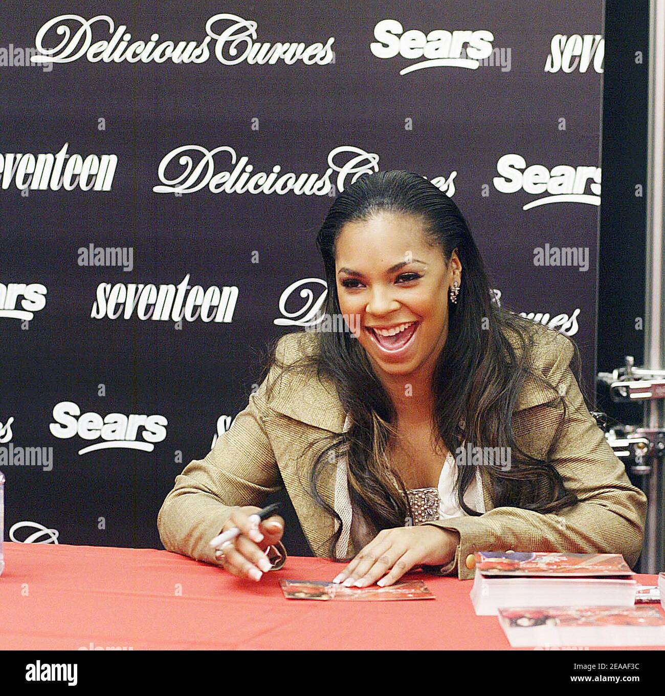Ashanti 2005 hi-res stock photography and images - Alamy