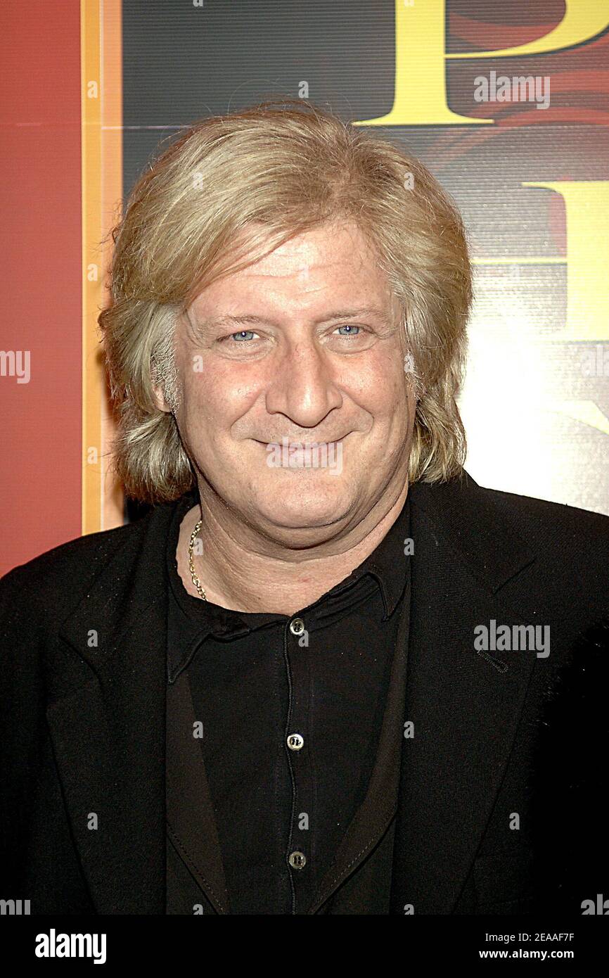 Circus presenter hi-res stock photography and images - Alamy