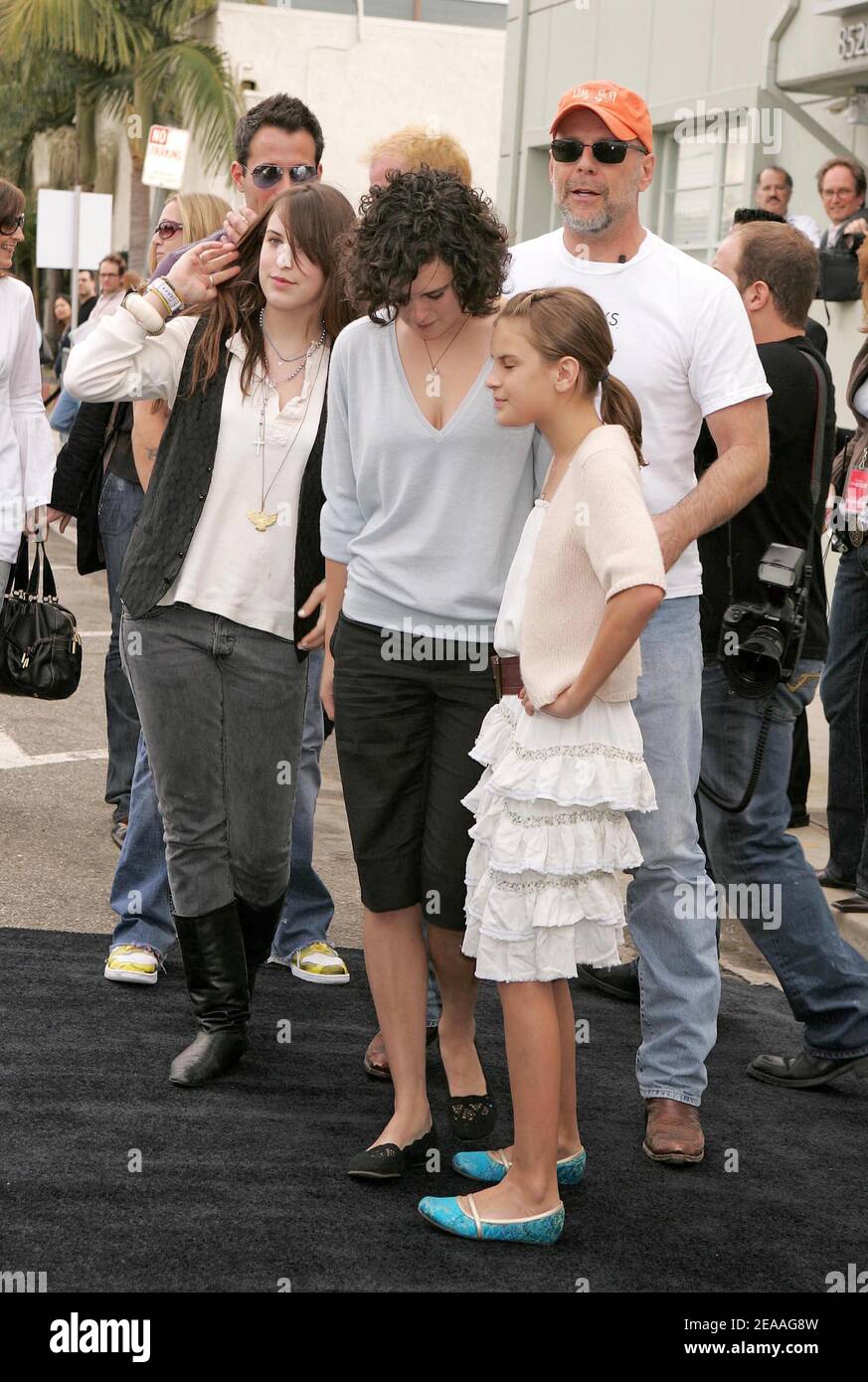 Bruce willis daughters hi-res stock photography and images - Alamy